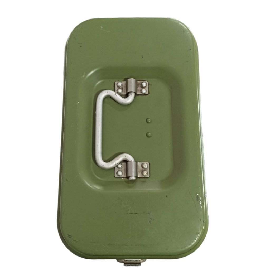 Vojna manjerka sa kutlačom 12 L - Army Shop M.M.O.C.